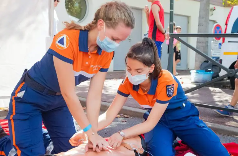 Is Paramedic A Good Career? (13 Things You Can Expect)