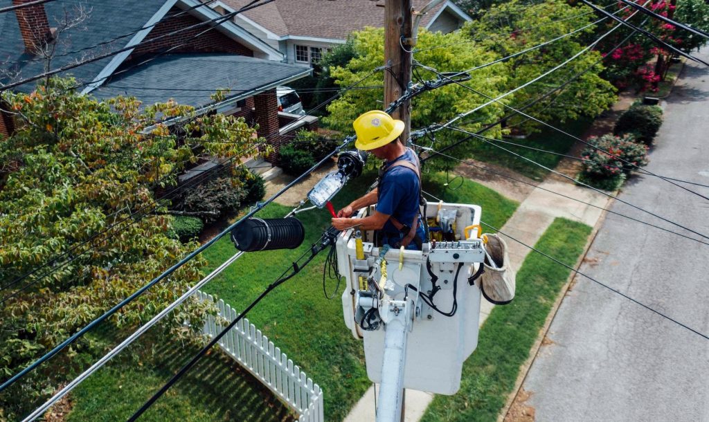 Electrician vs. Plumber: Which Career Should You Pick?